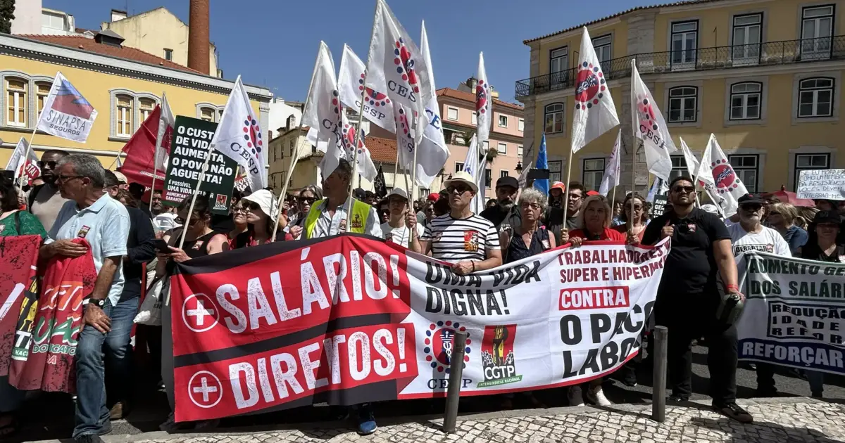 Greve geral: milhares de trabalhadores protestam contra o pacote ...